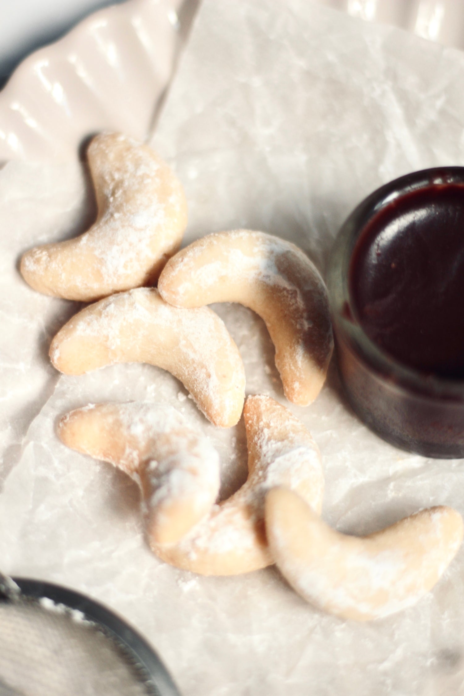 BAKE TRAVEL WITH VANIECE: 80 BAKES AROUND THE WORLD – Niece Bakes